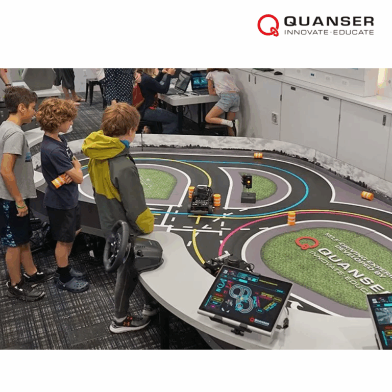 STEM Interactive Exhibit รถยนต์ขับเคลื่อนอัตโนมัติ Self-Driving
